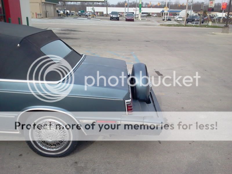 Spotted! 85 lebaron turbo vert continental kit!